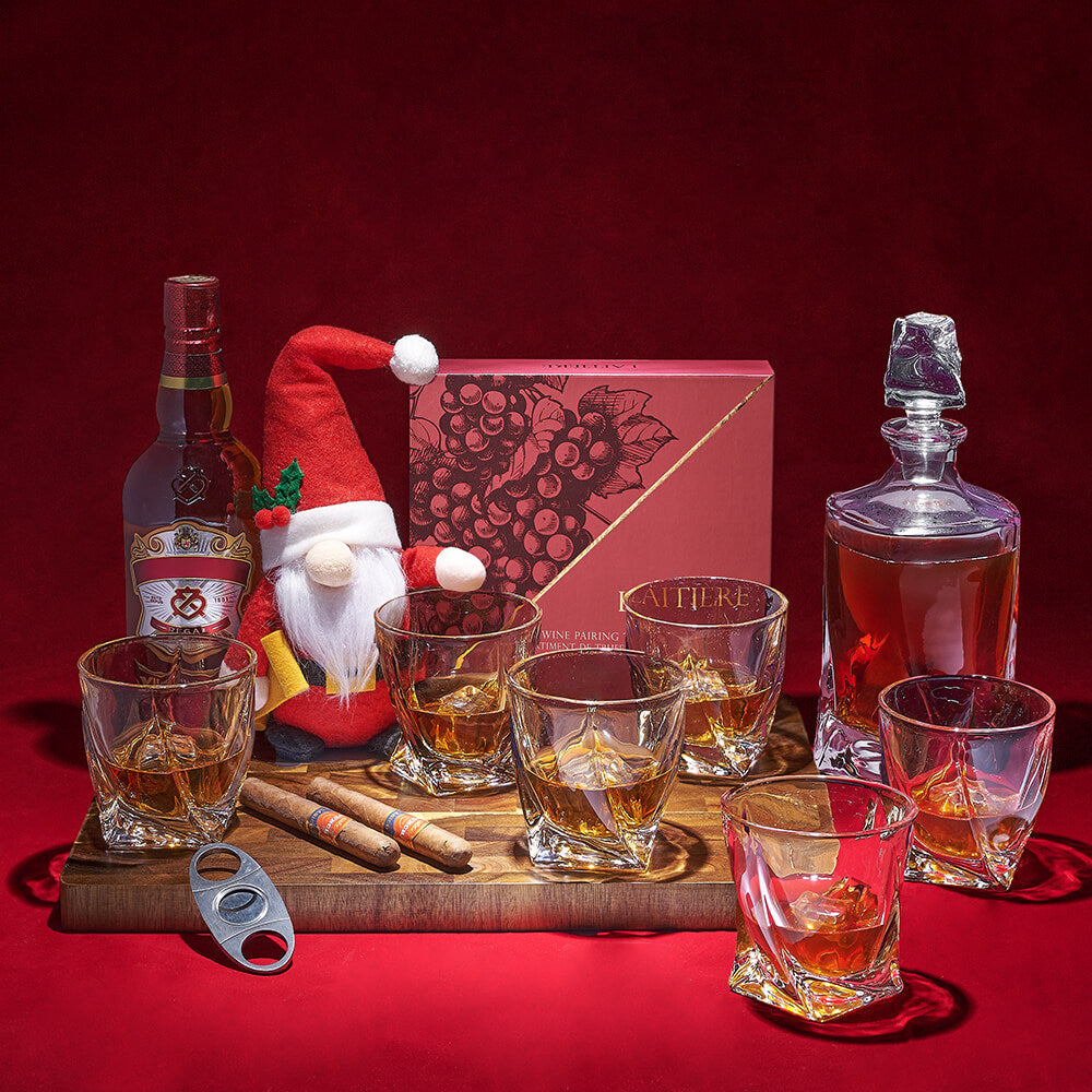 Toast with Santa Whiskey Gift – THE NORTH POLE CO.